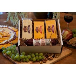 Homestead Wisconsin Cheese - Pick Three Favorites Wisconsin Cheese Gift Box